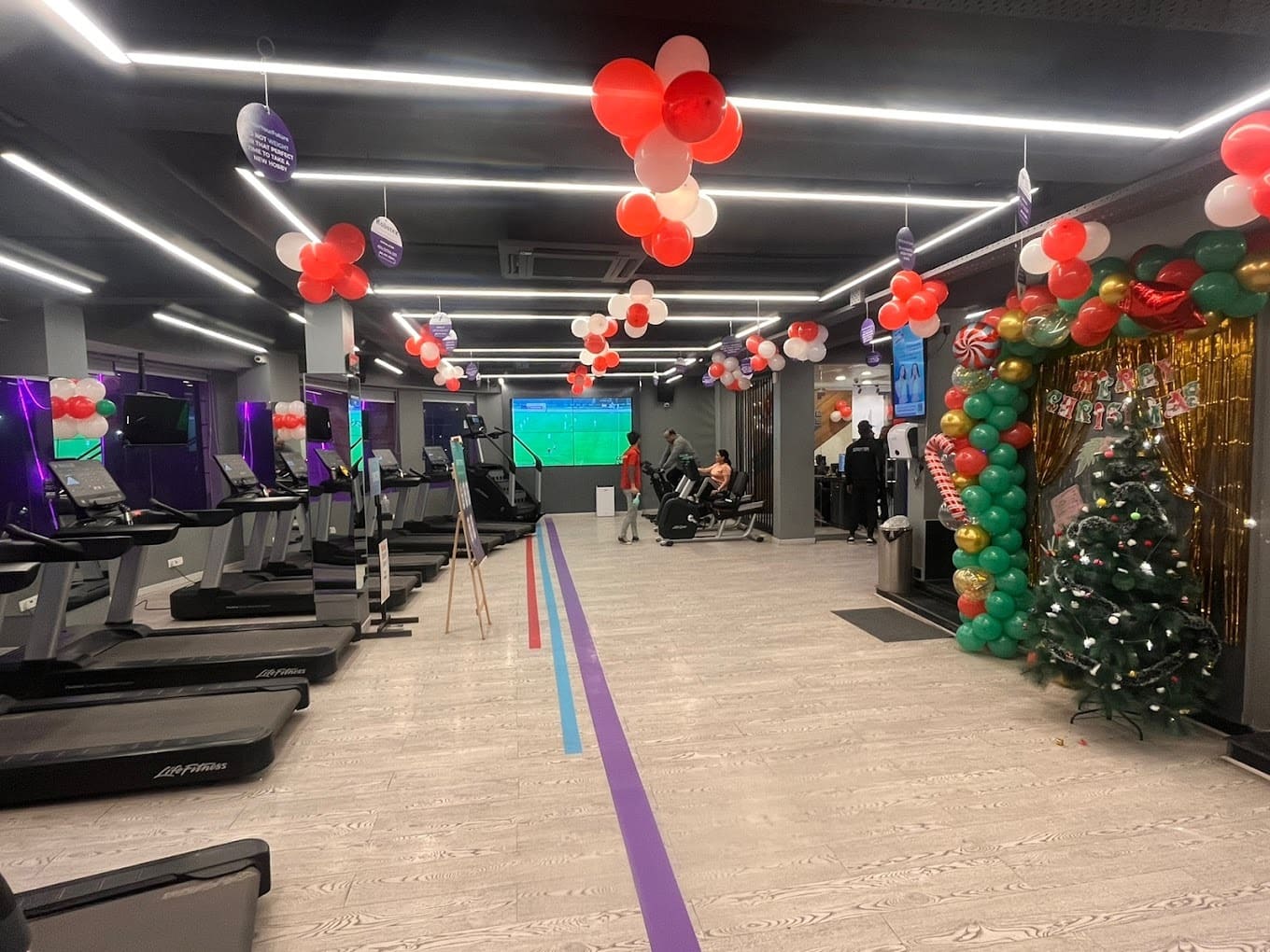 Best Gyms in Delhi - Find your Nearest Anytime fitness Centre