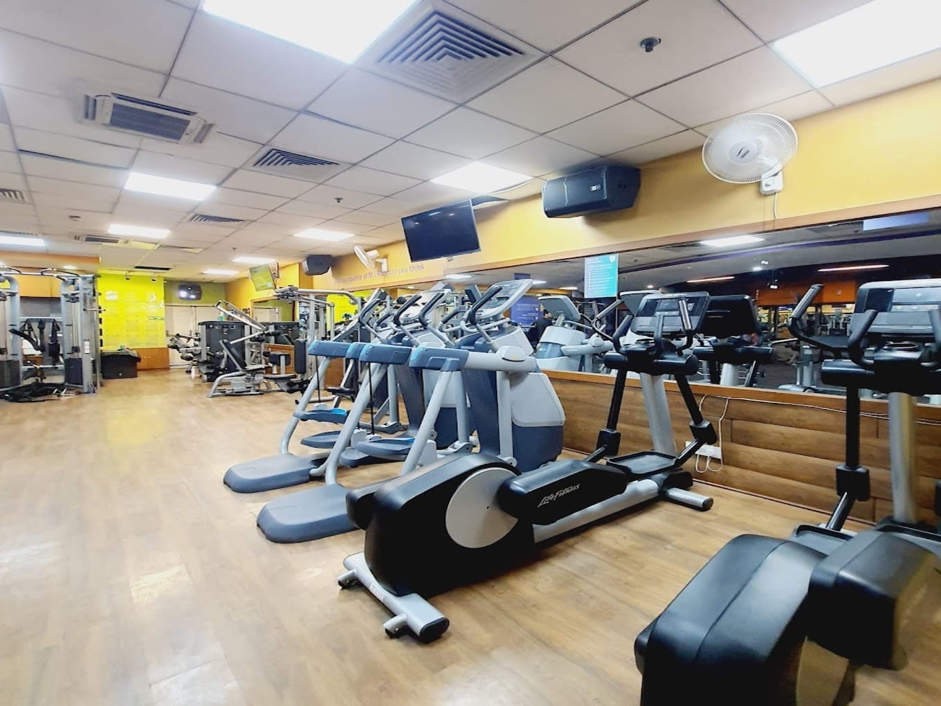 Best Gyms in Delhi - Find your Nearest Anytime fitness Centre